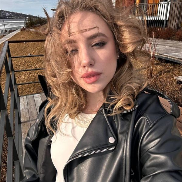 Emily (@emilyqueen2) OnlyFans Model Profile & Stats